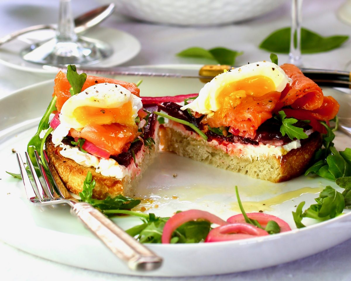Norwegian Smoked Salmon Toast - Taste With The Eyes